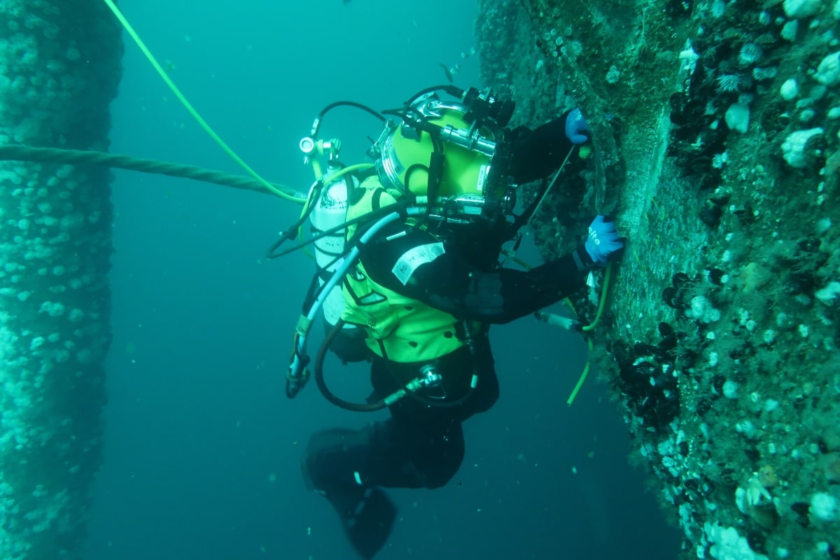 Underwater Jetty Maintenance Johor Malaysia - Unidive Marine Services ...